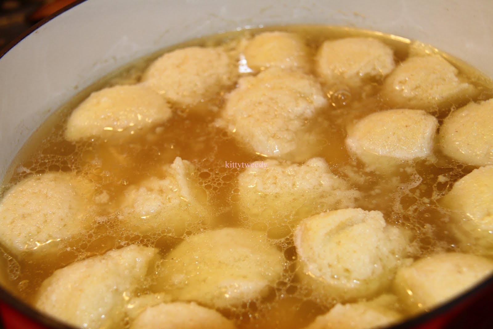HomeMade by Angie: Romanian Dumplings soup/Supa de galuste