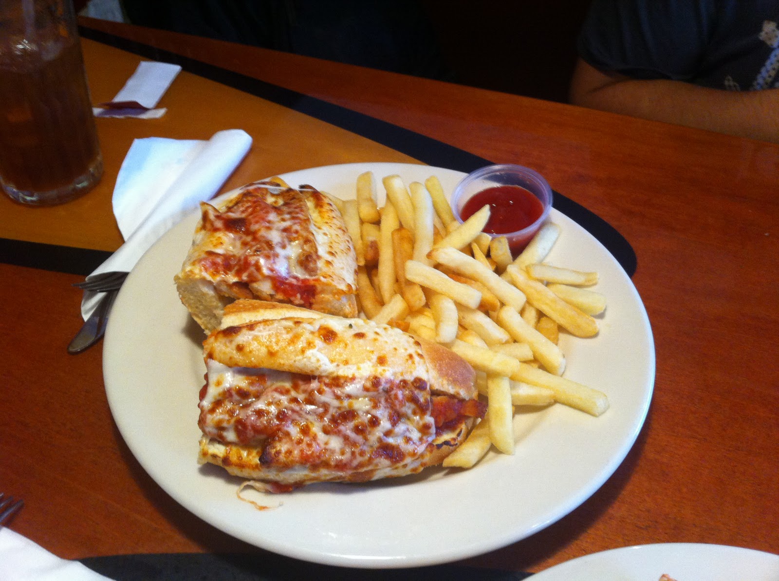 PSU Food Review: Rotelli's
