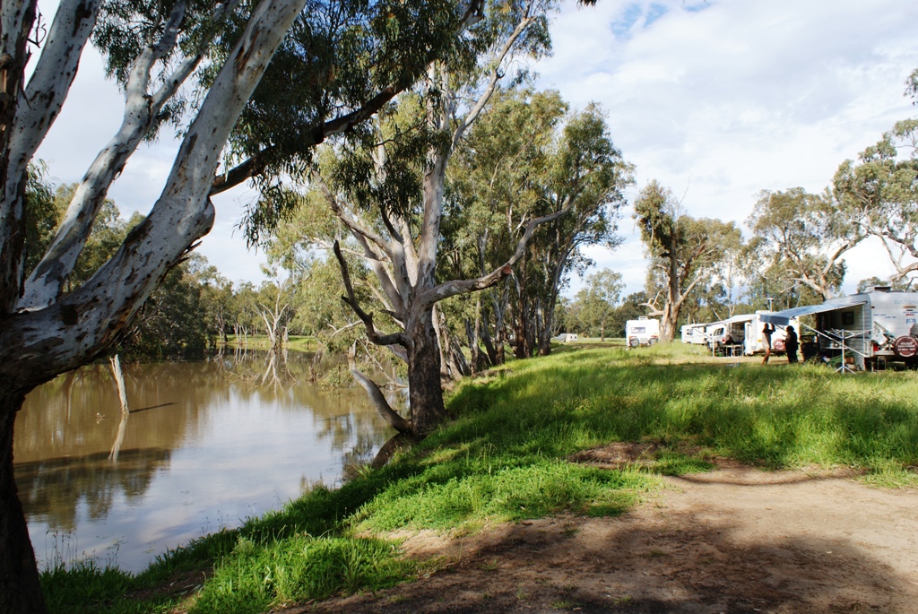Gallivantour: Leaving Elmore, Vic