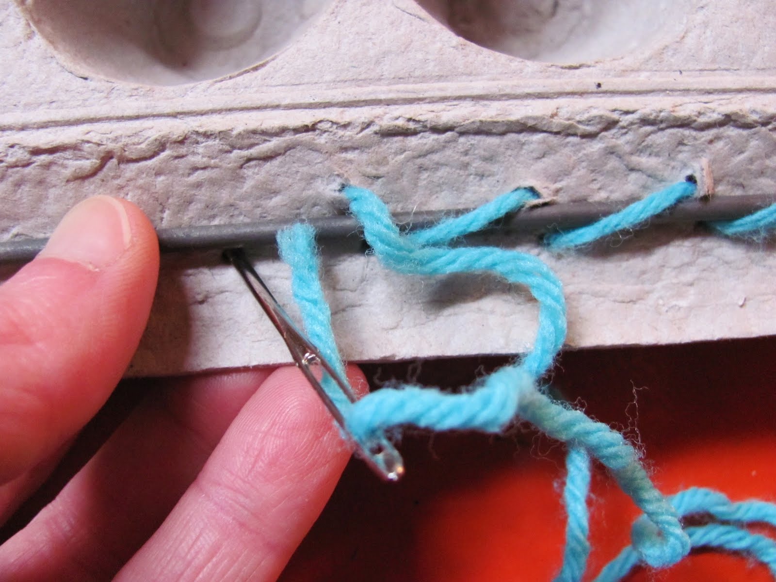 Pies and Aprons: Easter egg tote