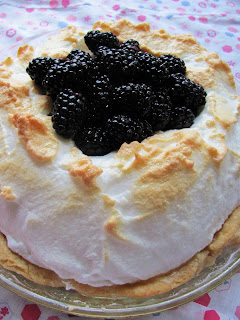 Pies and Aprons: Friday is PIE DAY!