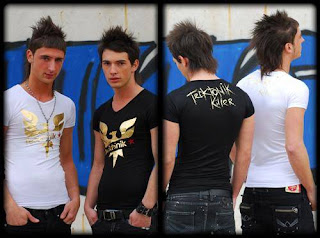 The Drummer: Tecktonik