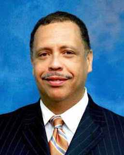 Your Breaking News: Dr. David Lyle Evans