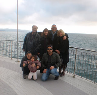 "Ju kam vellezer, me thoni moter"