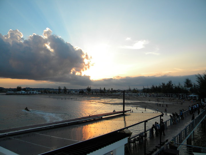 Imagine: Batam Sunset Scenery..