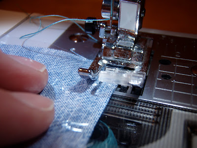 Outside the box!: How to make a baby crinkle square