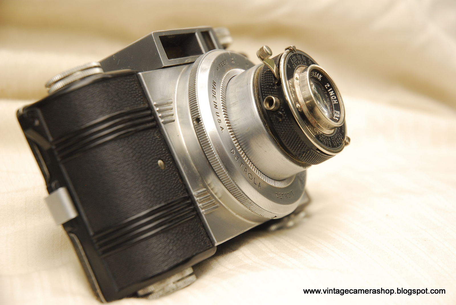 Vintage Camera House: Detrola model E