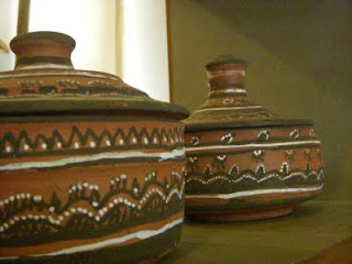 daram: Pottery from Bhuj (Gujarat), Kangra (Himachal Pradesh), Basketry ...