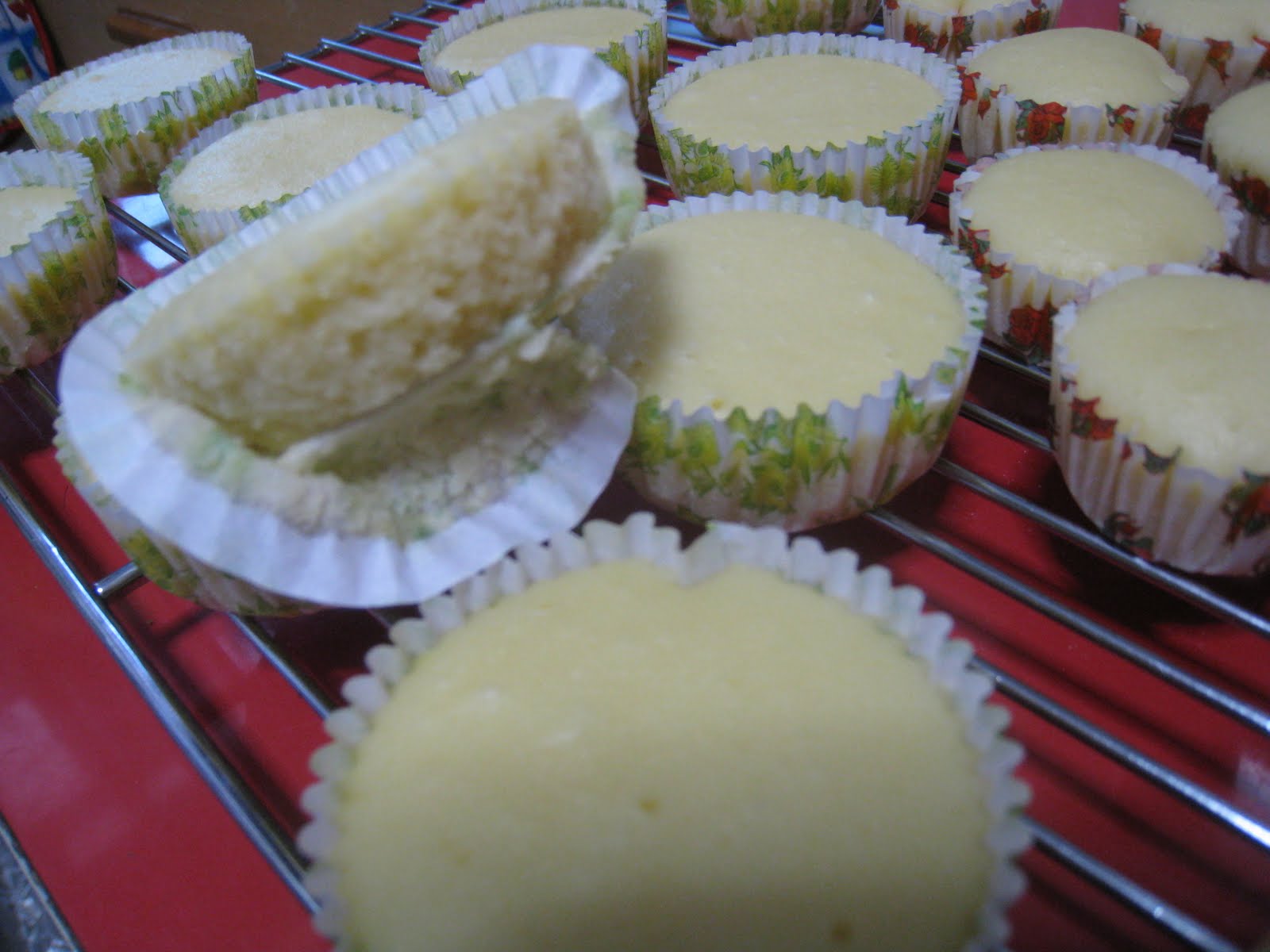 Sweet Wish Bakery: Japanese Steamed Cakes