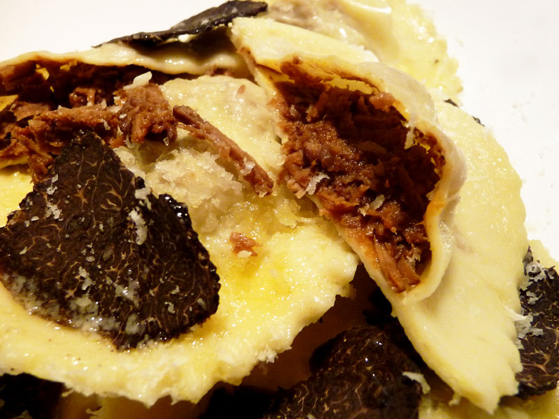 RECIPE: Millionaires' Ravioli with Beef, Wine, Thyme and Fresh Black ...