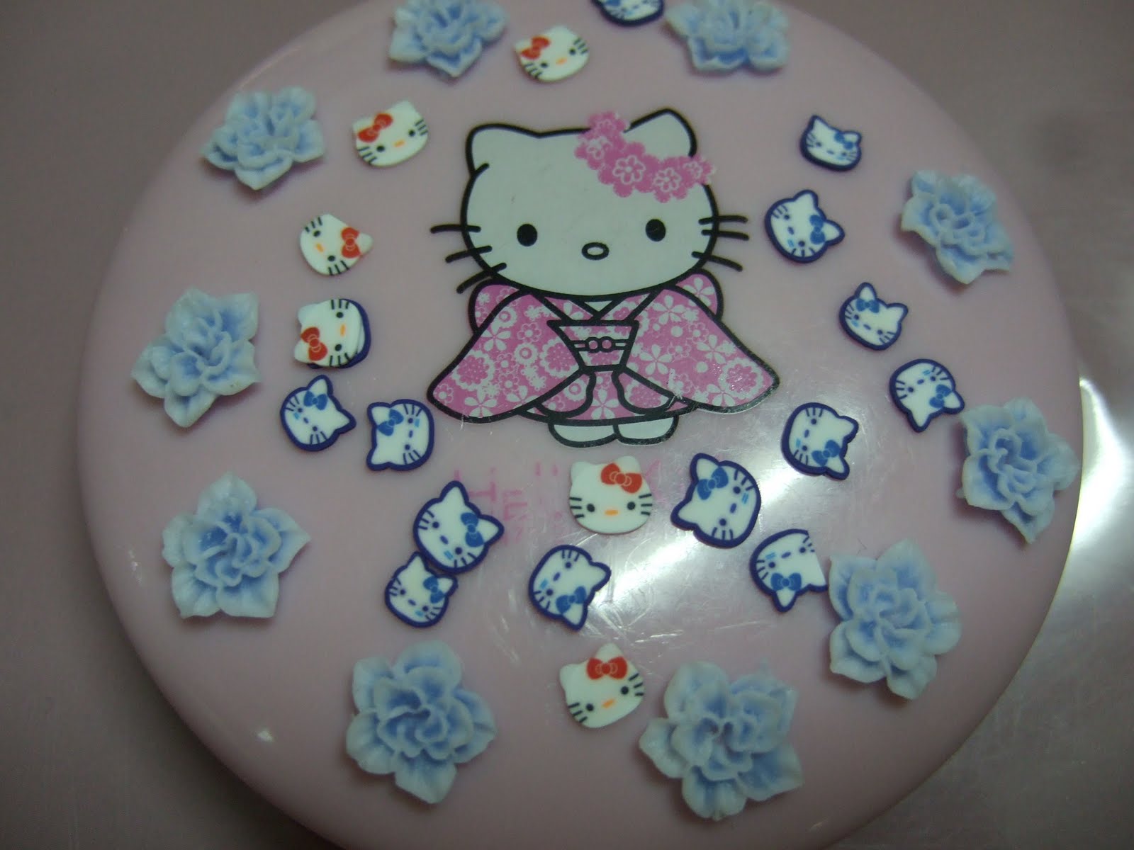 laneigecouture: Hello kitty Fimo clay