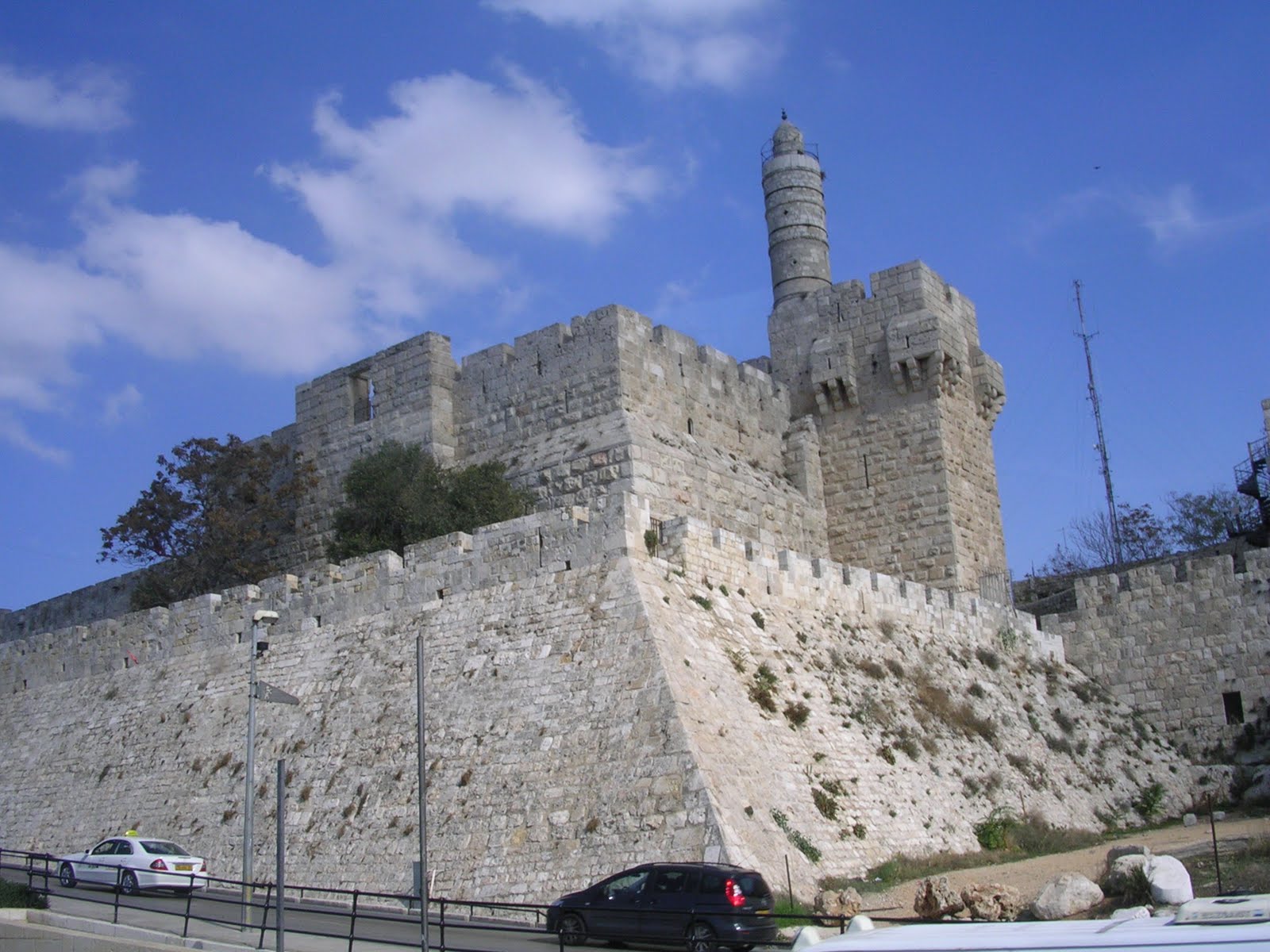 Scott Wentz: The Garden Tomb and "dianu"