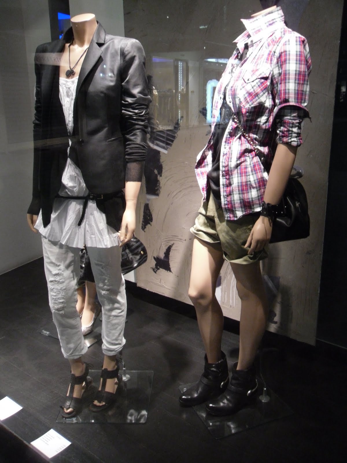 cool style dress fashion: Le vetrine di Julian, Brunello Cucinelli ...