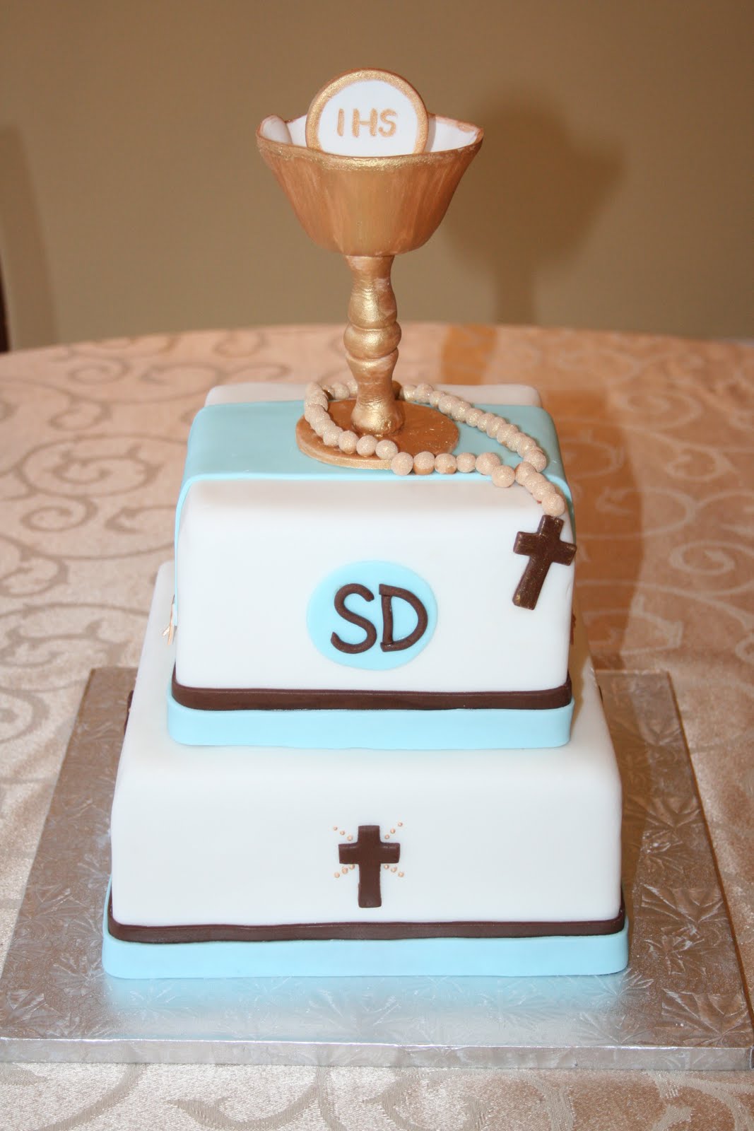 Irresistible Desserts: Baptism. Christening, Confirmation Sweets