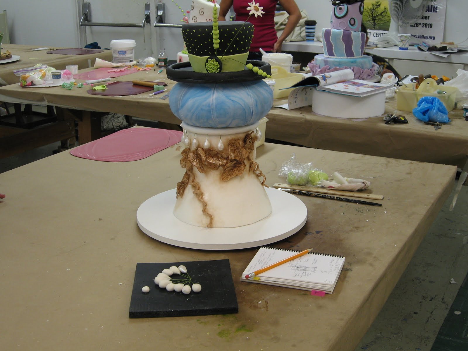 Desserts Divine: Cake Sculpting Workshop