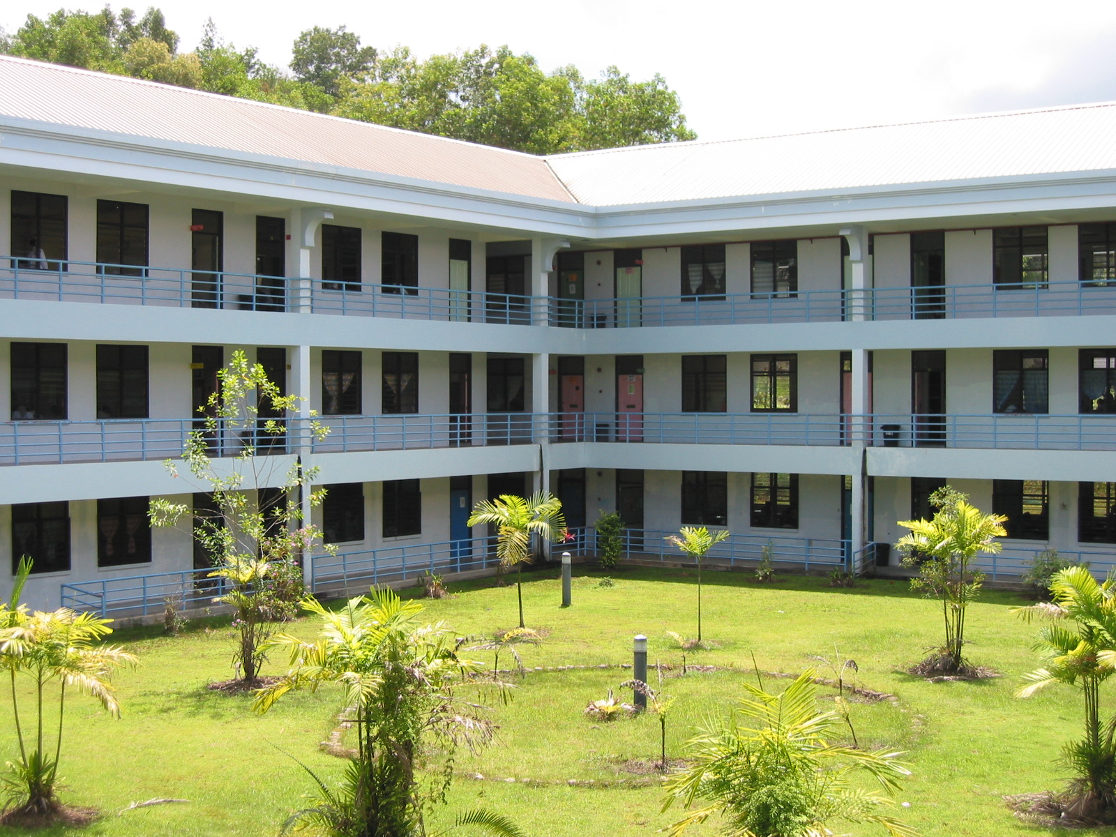 Lelatu Kelip-kelip: SM Sultan Sharif Ali