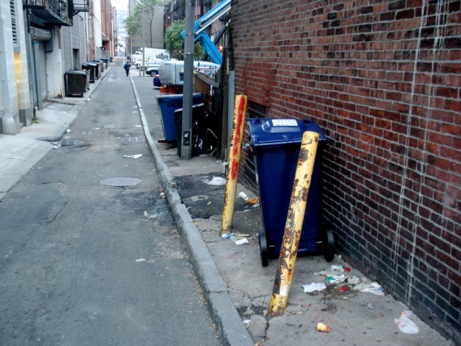 Cleaner Boston: Alley Trash