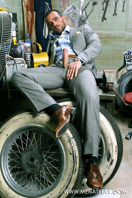 Delicious Men For You: Damien Crosse for Men at Play - Part I