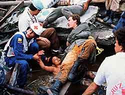 World: Omayra Sánchez - She was trapped for 3 days in water, concrete ...
