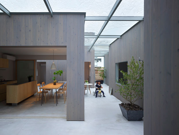 Interior Home Design: Neo-Siheyuan Inspired Home in Japan