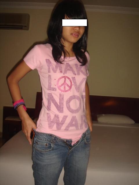 DUNIA PANAS: Masih SMP nih