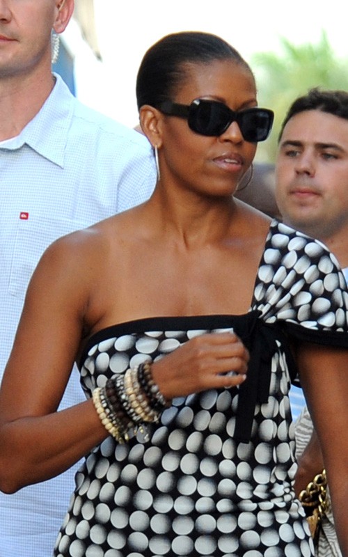Lights, Camera.....FLASHDANCE!: Michelle Obama On Vacay In Spain!