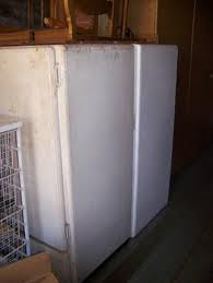 All about Antiques: All about : Antique Ice Boxes