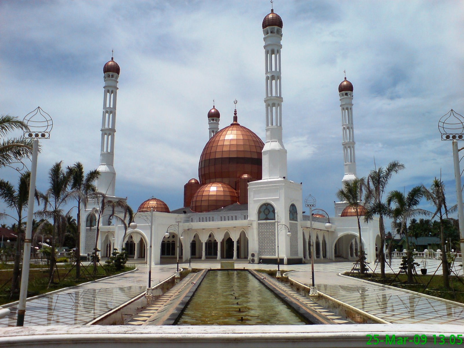 Mesjid - Mesjid Megah Di Riau ~ CarboNitros