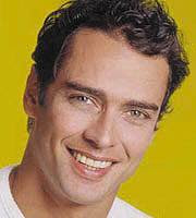 LOS MAS HOMBRES: Marcello Antony