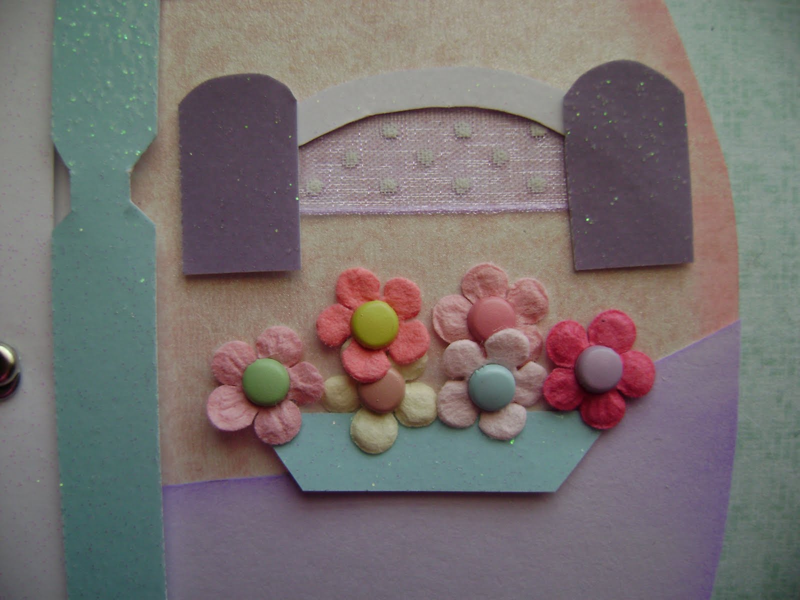 Alicazam: Scrapbook Layout 2: Easter