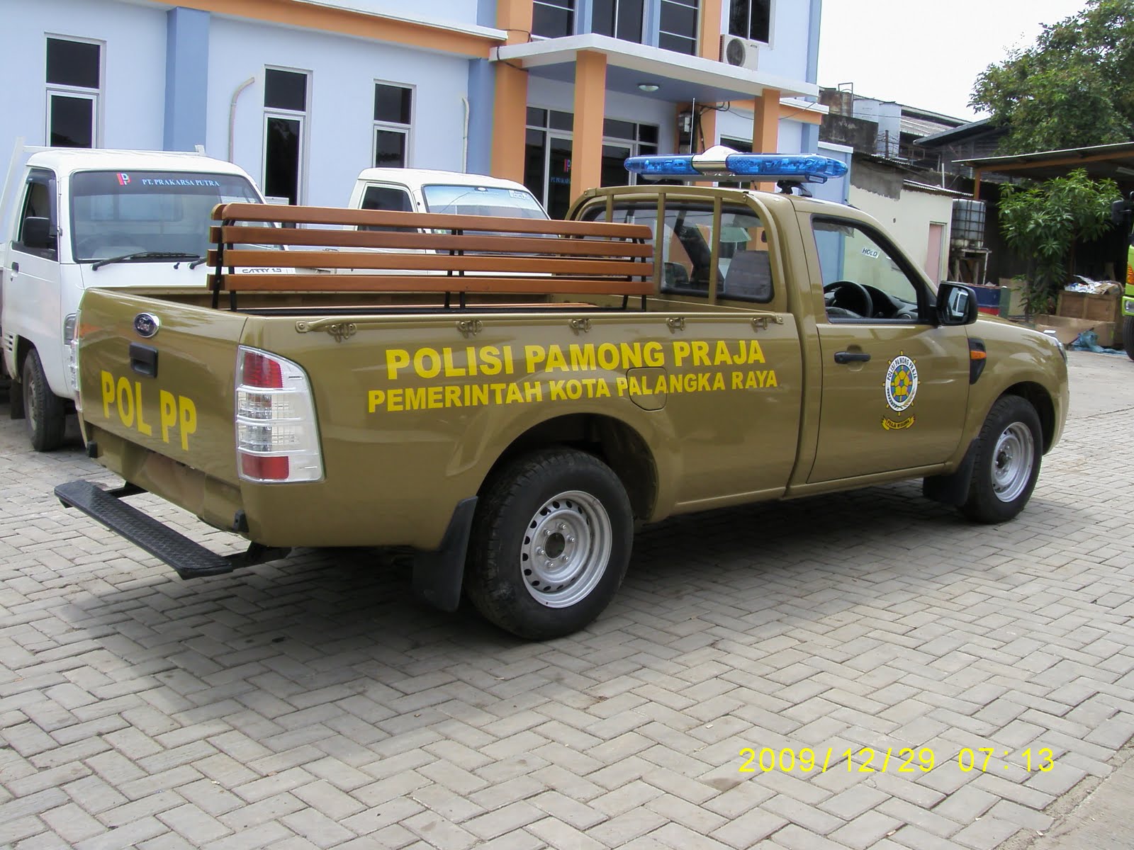Karoseri Truck: MOBIL SATUAN POLISI PAMONG PRAJA ( SATPOL PP )