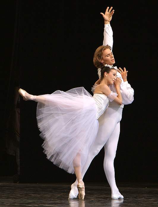 Ballet Cristina Faleroni: CAROLINE CAVALLO and KENNETH GREVE