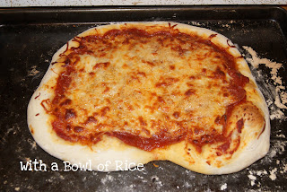 My Friendship with Food: When Homemade Pizza > Store-bought Pizza