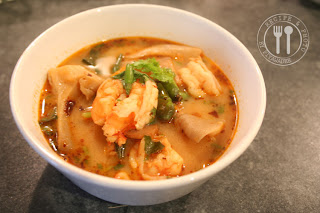 Thaise recepten van Piyawadee: Pikante-zure garnalensoep : Tom Jam Koeng