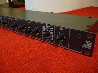 Sonido & Iluminacion: Crossover Rane AC22