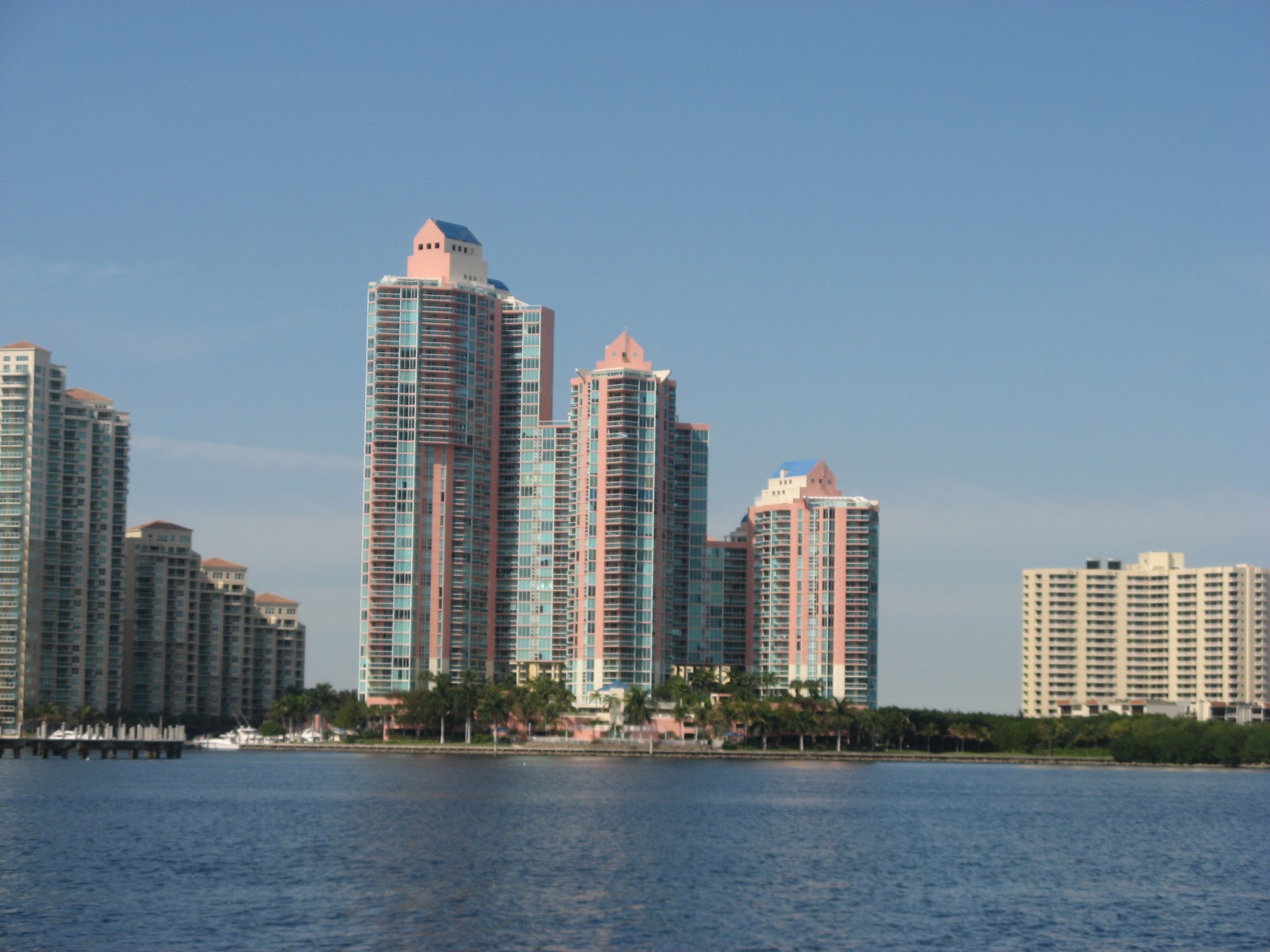 Snow Goose Adventures By Bill & Barbara Pike: Beautiful Miami Beach