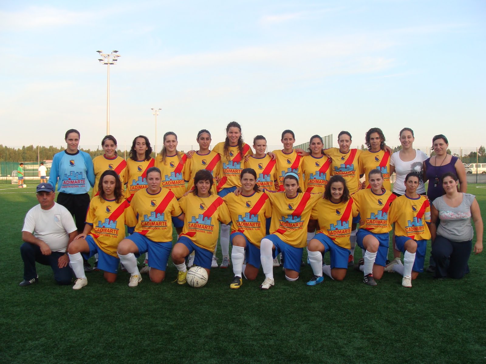 União Recreativa de Cadima: EQUIPA FEMININA URC APRESENTADA