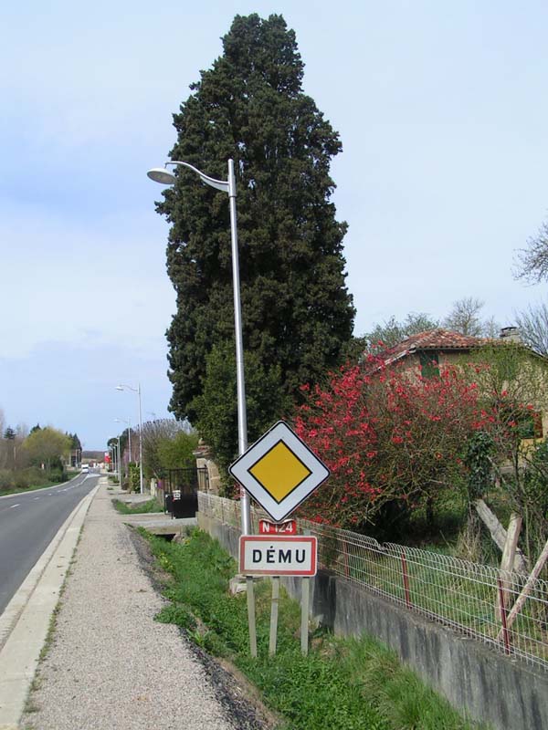 Les Amis du Patrimoine de Dému: Bienvenue aux amis du patrimoine de Dému