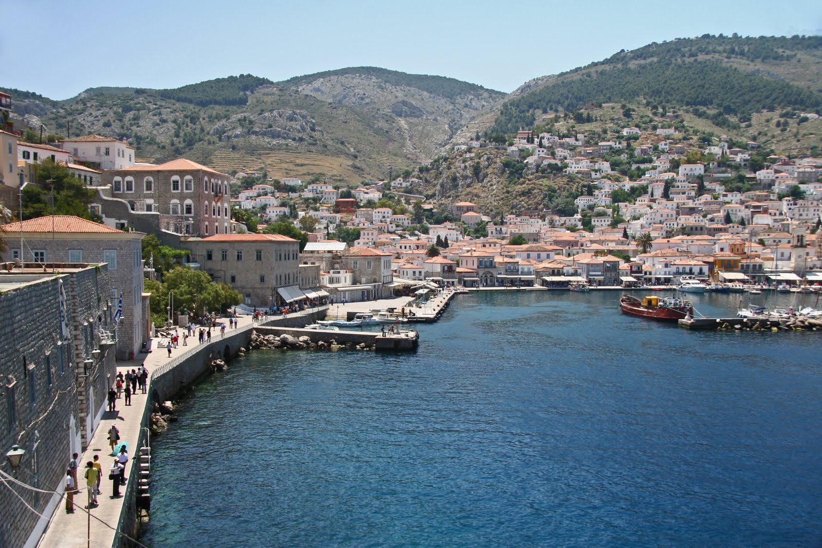 GREEK COLOR: The Color of Hydra