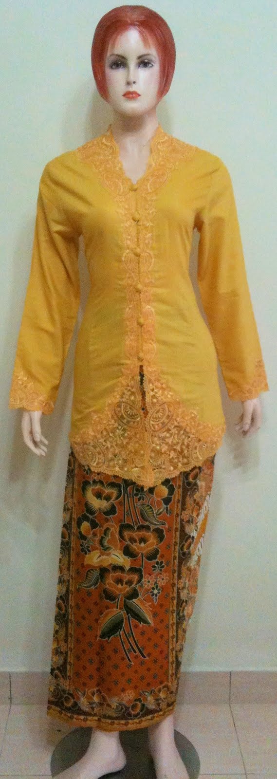 Your Fashion Started In Here: Kebaya Cotton Kuning diRaja