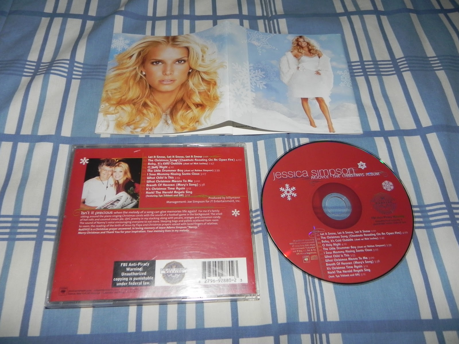 Publicafé Collection: CD ReJoyce The Christmas Album - Jessica Simpson