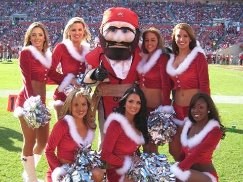 40 Photos of Cheerleaders in Sexy Santa Suits (SFW) - Fantasy Football ...