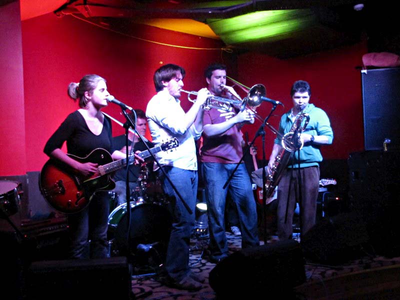 Canberra Jazz blog: Transit lounge