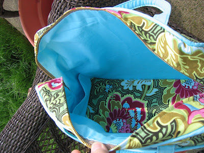 Big Bad Wool: Amy Butler weekender bag