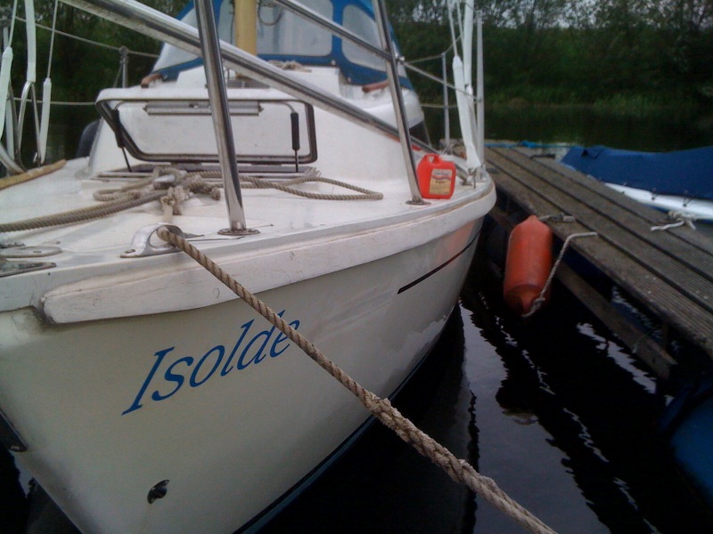 Refitting a Dutch Hurley 700: We noemen haar 'Isolde'