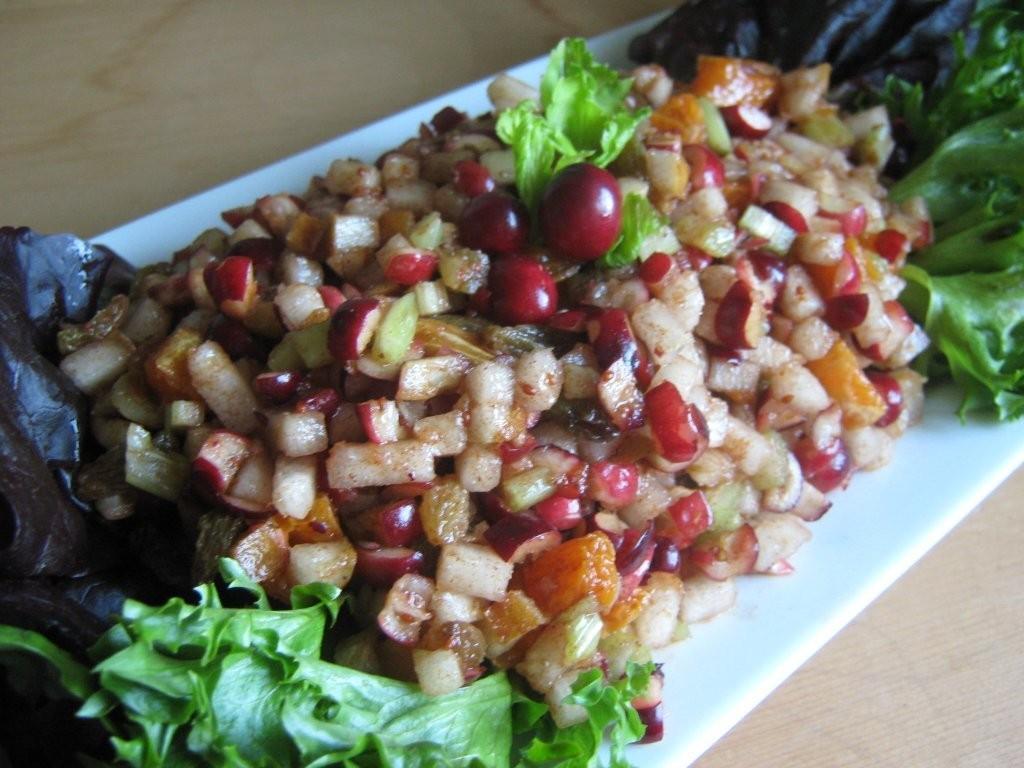 the happy raw kitchen: Raw Cranberry Salad