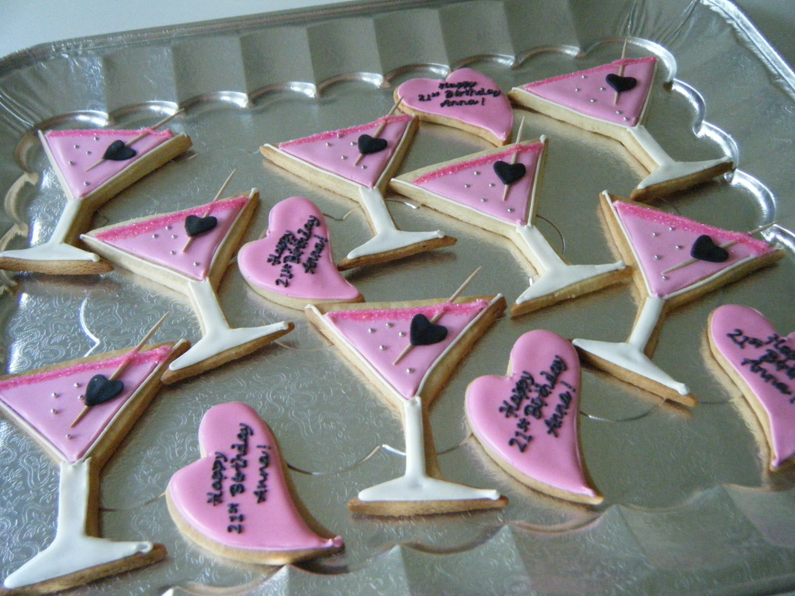 ~Yuko's Cookies~: Pink martini cookie.