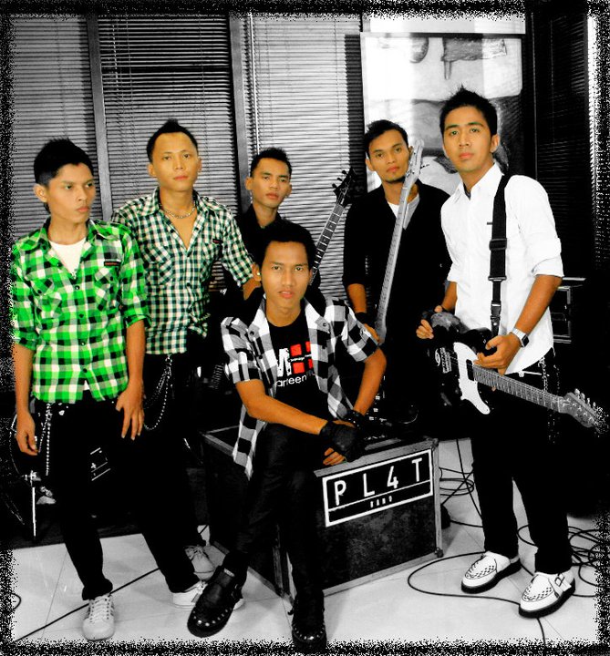 Zarez Love Plat Band
