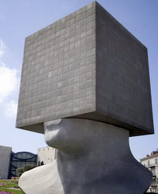 chippep: WEIRD STATUES