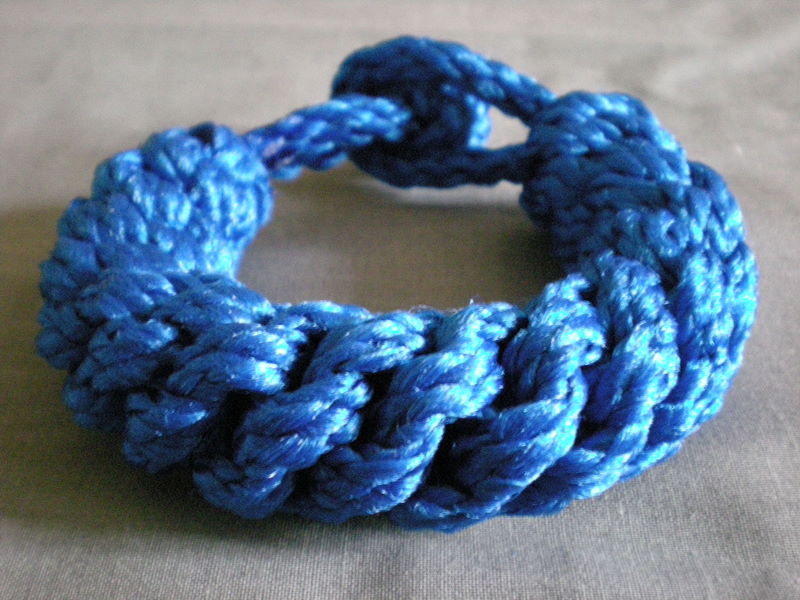 Dragout's Blog: Round Crown Sinnet Bracelet